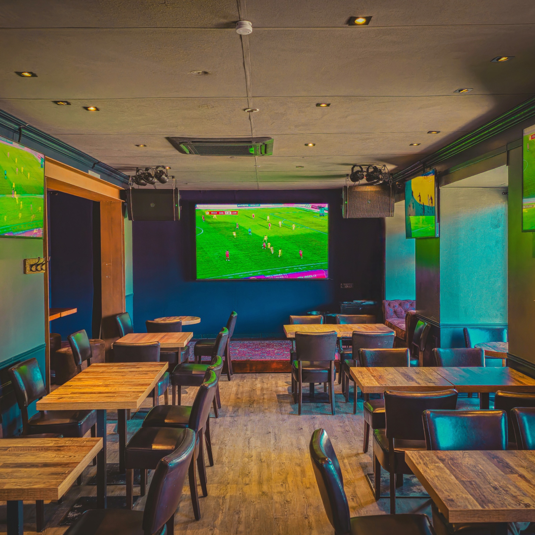 Kick-Off Sports Bar Lisbon | Best Sports Bar Portugal | Live Football ...